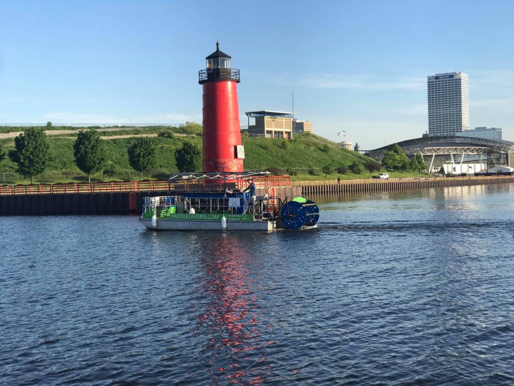 Milwaukee Boat Line’s Sightseeing Cruises | wisconsinharbortowns.net